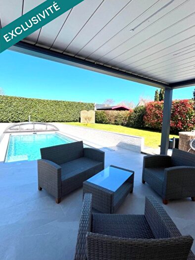 Maison à vendre - Noyal-Muzillac - 7 pièces - 4 chambres