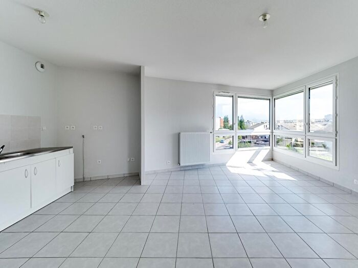 Appartement 3 pièces à louer à Grenoble, Alliés, Alpins