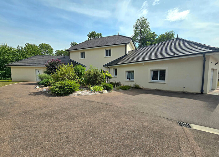 Maison 7 pièces à vendre à Lusigny-sur-Barse