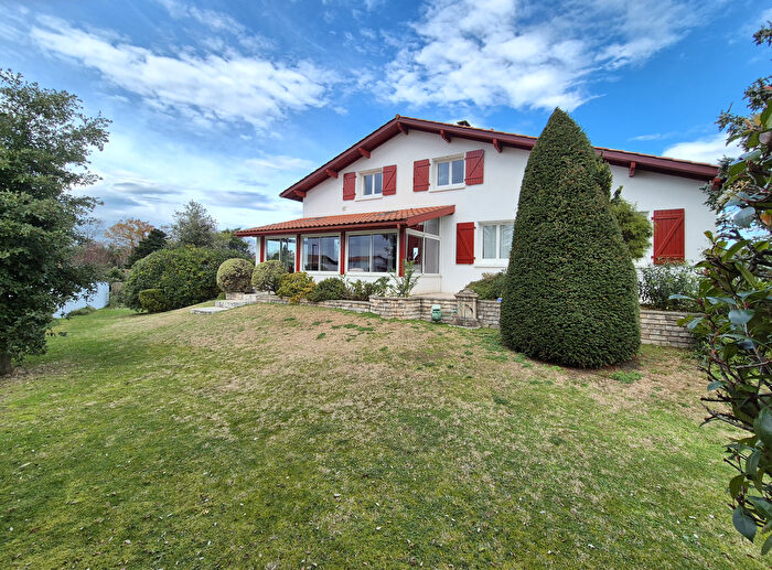 Maison à vendre - Anglet, Hardoy Courbois, Numa, Choisi - 7 pièces - 5 chambres