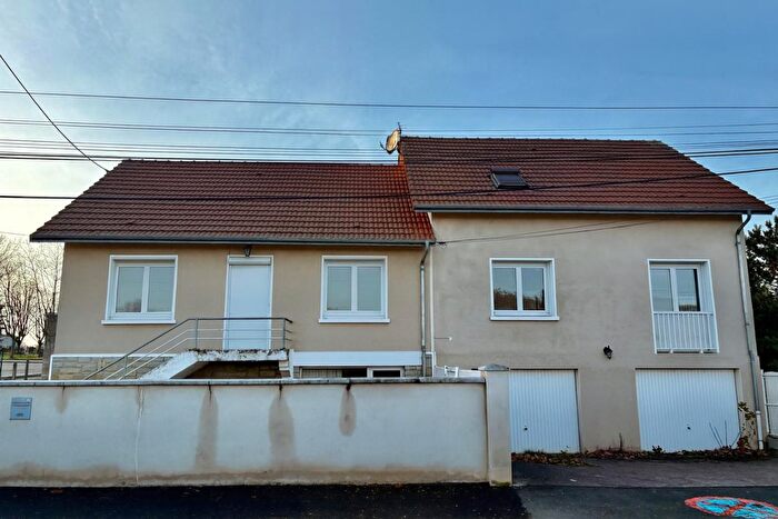 Maison 9 pièces à Saint-Vallier, à vendre