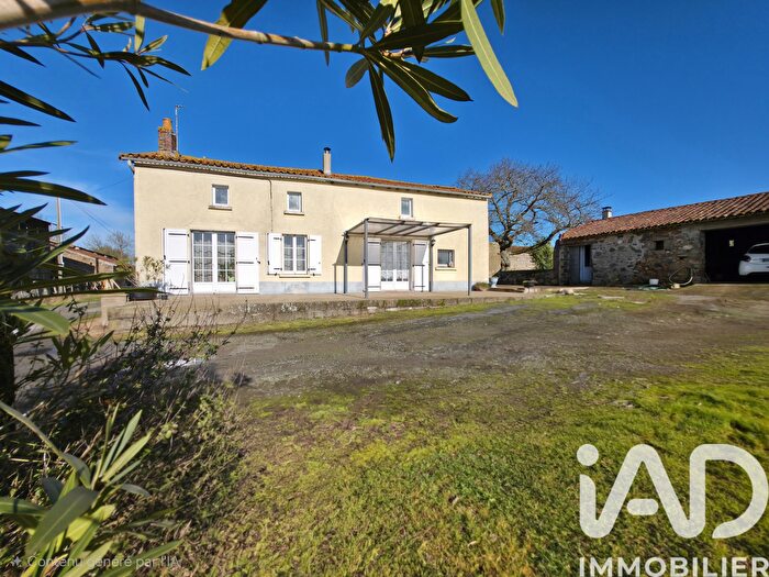 Maison à vendre - Chiché - 5 pièces - 4 chambres