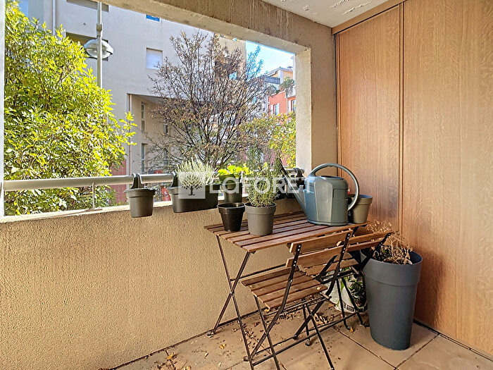 Appartement à vendre - Aubagne, Centre-ville, Beaumond - 3 pièces - 2 chambres