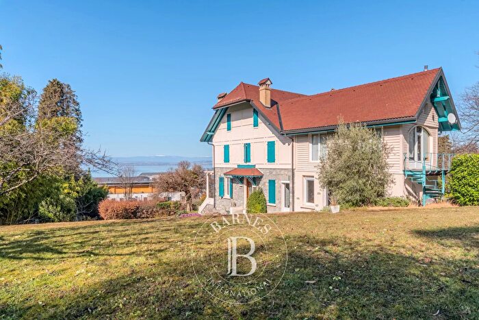 Maison à vendre - Évian-les-Bains - 13 pièces - 6 chambres