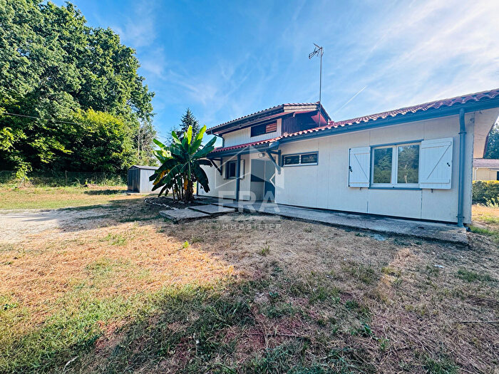 Maison 4 pièces à vendre à Samonac