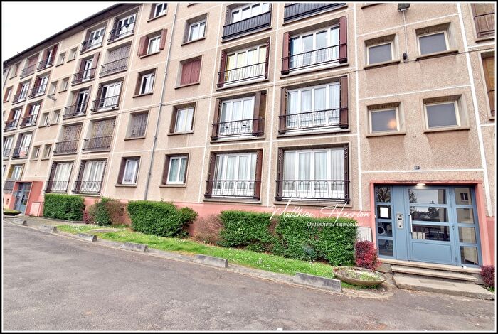 Appartement 5 pièces à Évreux, Navarre, à vendre