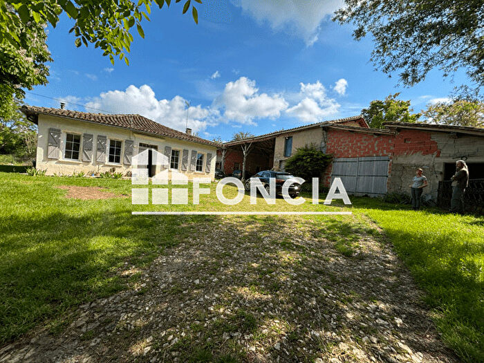 Maison à vendre - LIsle-Jourdain - 5 pièces - 4 chambres