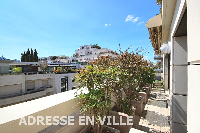 Appartement 5 pièces à Levallois-Perret, Front de Villiers, à vendre