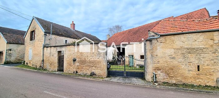 Maison à vendre - Bissey-la-Pierre - 6 pièces - 3 chambres