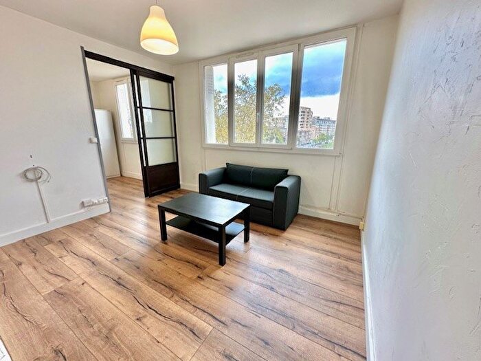 Villeurbanne, Cusset - Appartement 2 pièces à louer