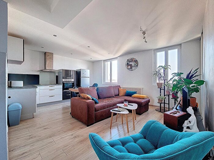 Appartement à vendre - Villefranche-sur-Saône, Béligny, Lamartine - 3 pièces - 2 chambres