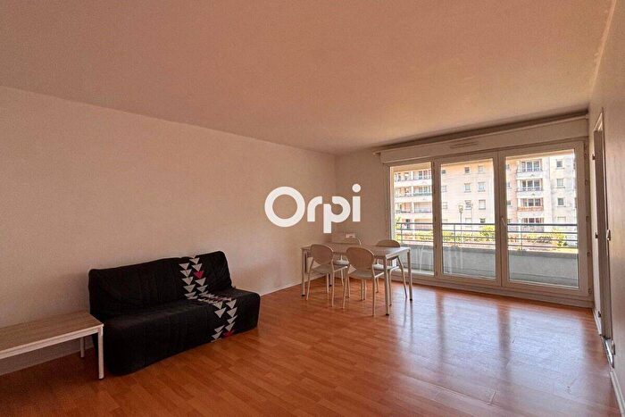 Vauban Esquermes, Lille : Appartement 3 pièces à louer