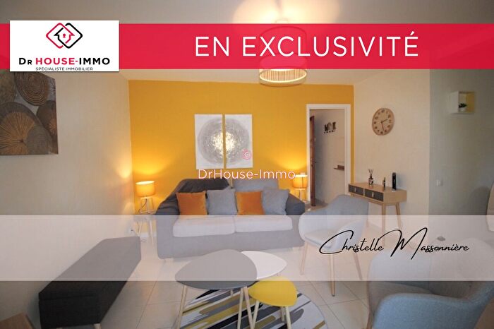 Appartement à vendre - Cavalaire-sur-Mer, Centre-ville - 1 pièce