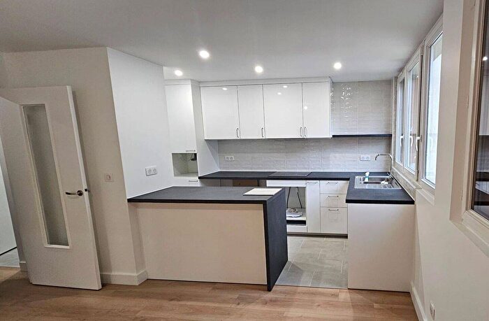 Appartement à louer - Bécon, Courbevoie - 3 pièces - 2 chambres