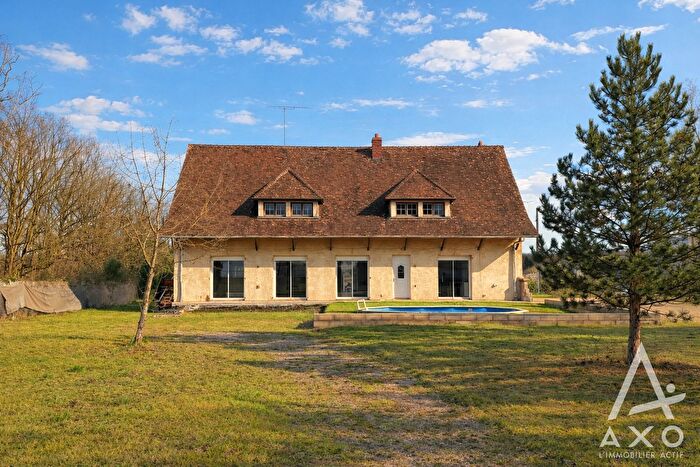 Maison à vendre - Fontenay-sur-Loing - 8 pièces - 4 chambres