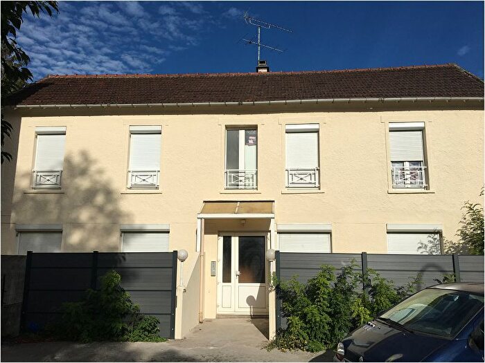 Appartement à louer - Montgeron, Centre-ville, Gare - 2 pièces - 1 chambre