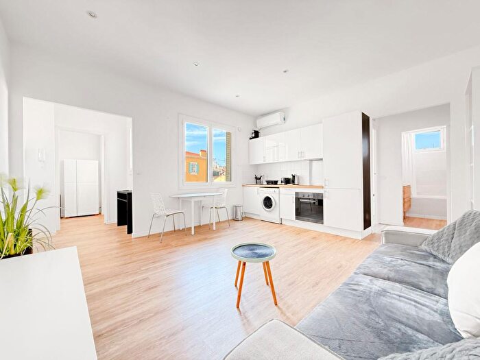 Appartement 2 pièces à vendre - Nice, Carré dor