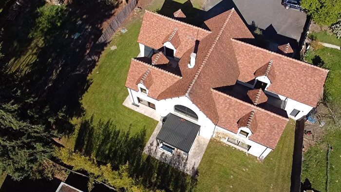 Maison à vendre à Poigny-la-Forêt