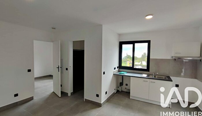 Appartement 2 pièces à Le Tampon, Dix-Neuvième, à louer