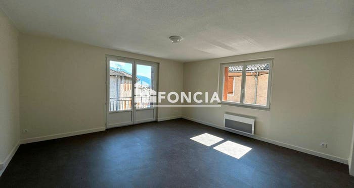 Le Touvet : Appartement 4 pièces à louer