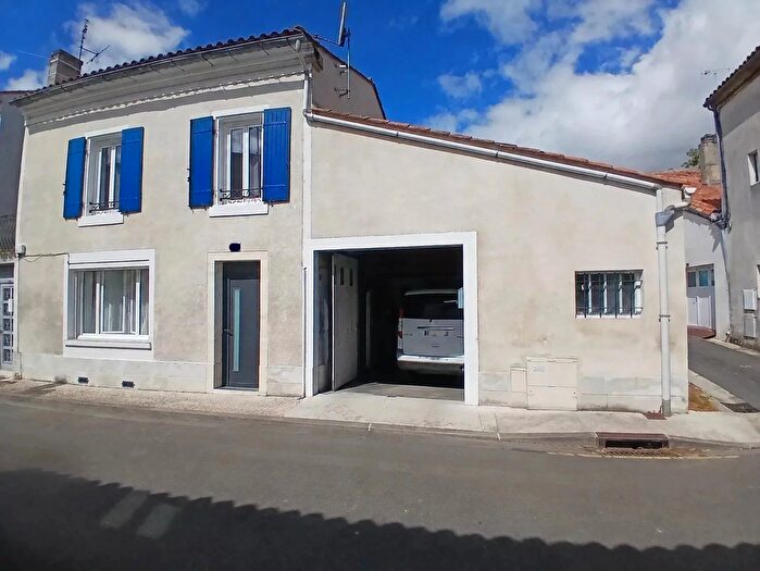 Jarnac : Maison 5 pièces à vendre
