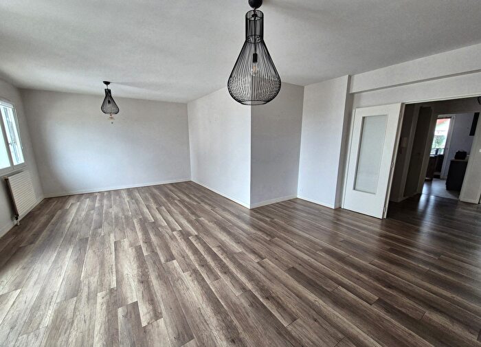 Appartement à vendre - Limoges, Centre-ville, Hôtel de Ville, Emailleurs - 4 pièces - 2 chambres