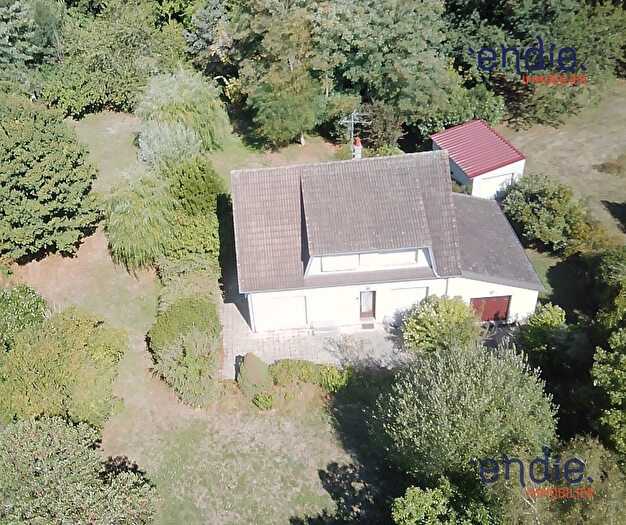 Vierzon, Colombier, Cité scolaire : Maison 7 pièces à vendre
