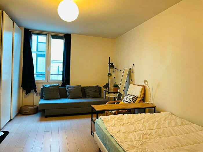 Appartement à louer - Chateau dEau-Lancry, Paris ème arrondissement - 1 pièce