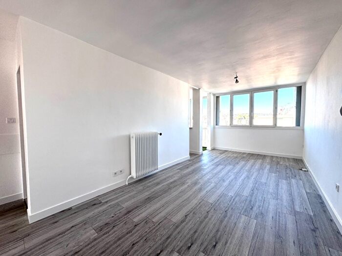 Appartement à vendre - Toulon, Pont de Bois - 3 pièces - 2 chambres