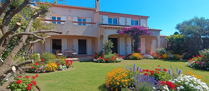 Sanary-sur-Mer, Le Pont d'Arand, Ancien Chemin de Toulon : Maison 6 pièces à vendre