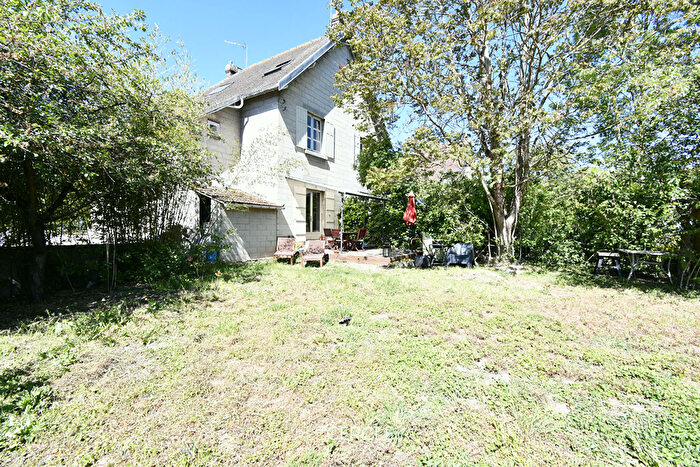 Maison à vendre - Senlis, Centre-ville - 6 pièces - 3 chambres