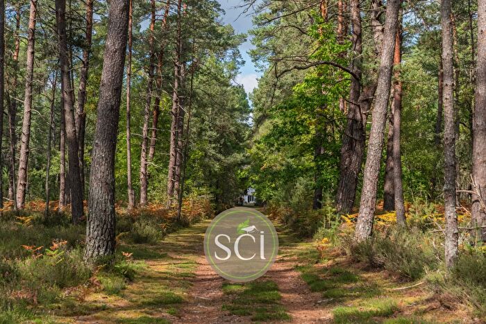 Maison à vendre - Vienne-en-Val - 6 pièces - 3 chambres