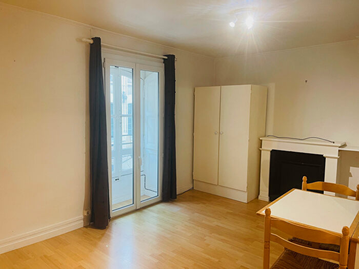 Appartement à louer - Nantes, Centre-ville - 1 pièce