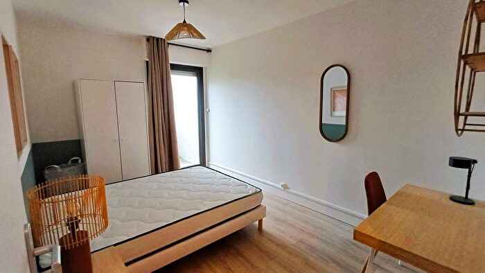Pessac, Compostelle, La Paillère : Appartement 1 pièce à louer