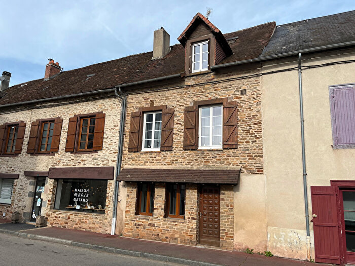 Maison à vendre - Coussac-Bonneval - 5 pièces - 3 chambres