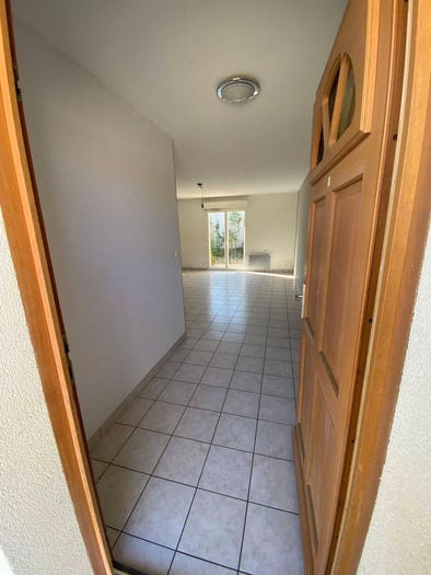 Saint-André-de-Cubzac : Maison 3 pièces à louer