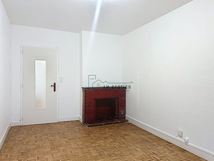 Appartement à louer - Limoges, Louyat - 2 pièces - 1 chambre