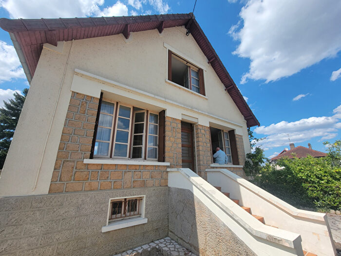 La Guerche-sur-l'Aubois - Maison 6 pièces à vendre