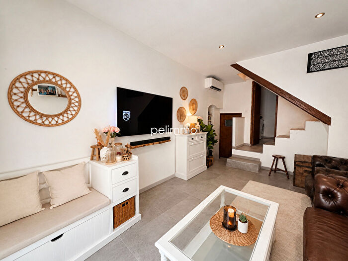 Maison 4 pièces à Eyguières, à vendre