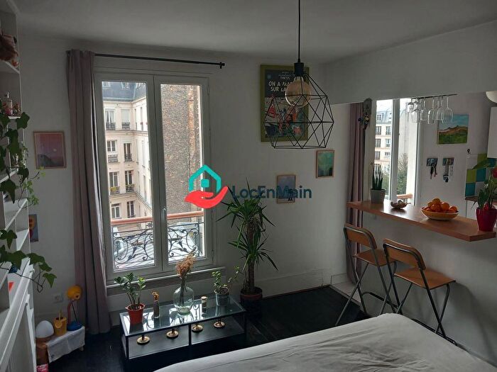 Appartement à louer - Belleville-Saint Maur, Paris ème arrondissement - 2 pièces - 1 chambre