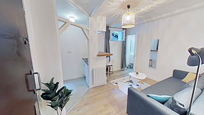 Clignancourt-Jules Joffrin, Paris 18ème arrondissement - Appartement 1 pièce à louer