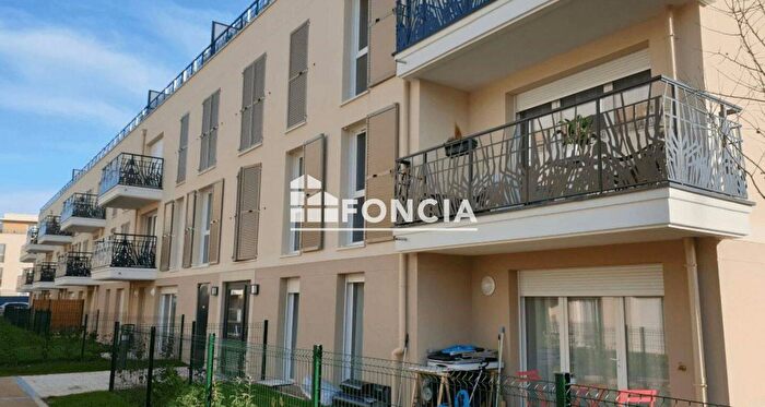 Appartement 3 pièces à Mairie Rouxel-Sud Est, Pontault-Combault, à louer