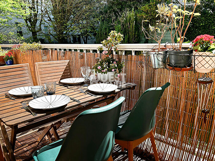 Appartement 4 pièces à Paris 19ème, Secrétan, Jaurès, à vendre