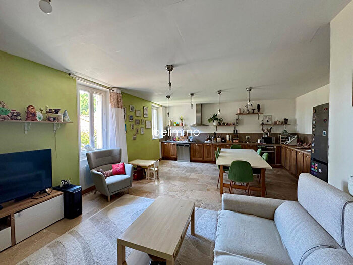 Lambesc : Appartement 4 pièces à vendre