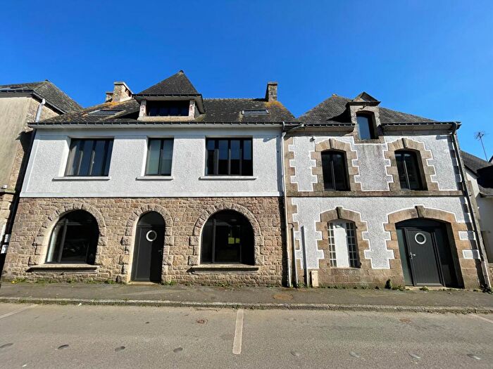 Maison à vendre - Bieuzy - 9 pièces - 5 chambres