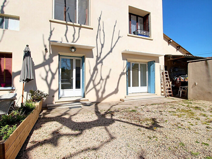 Appartement à louer - Avignon, Cantarel, Aéroport - 3 pièces - 2 chambres