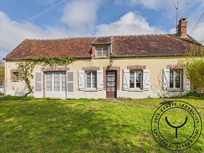 Villiers-sur-Seine - Maison 4 pièces à vendre