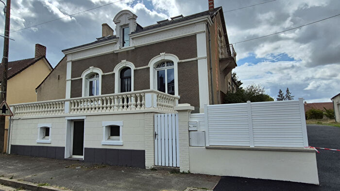 La Suze-sur-Sarthe - Maison 8 pièces à vendre