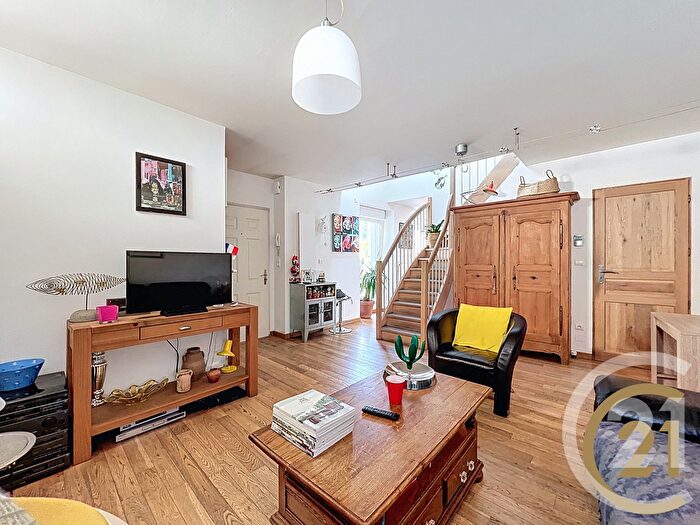 Montbéliard, Centre-ville, Prairie, Batteries du Parc, Charmontet : Appartement 5 pièces à vendre