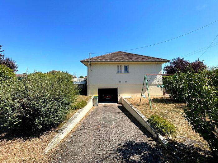 Meyzieu, Nord Est - Maison 5 pièces à vendre